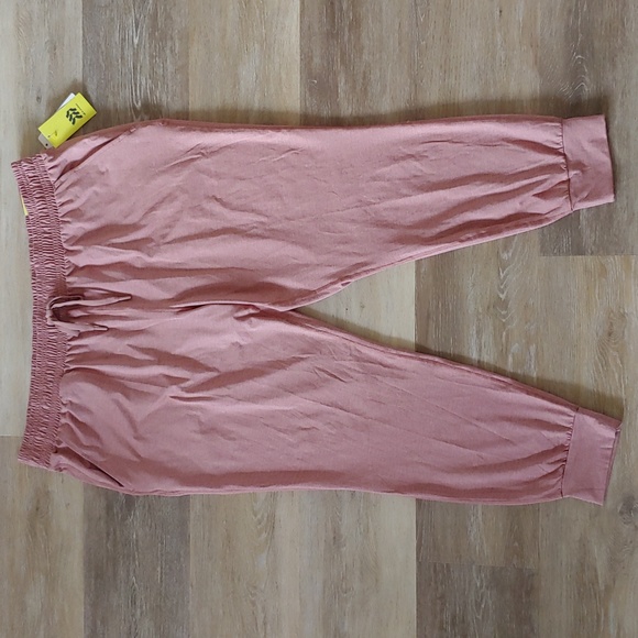 all in motion | Pants & Jumpsuits | Nwt All In Motion Womens Mid Rise ...